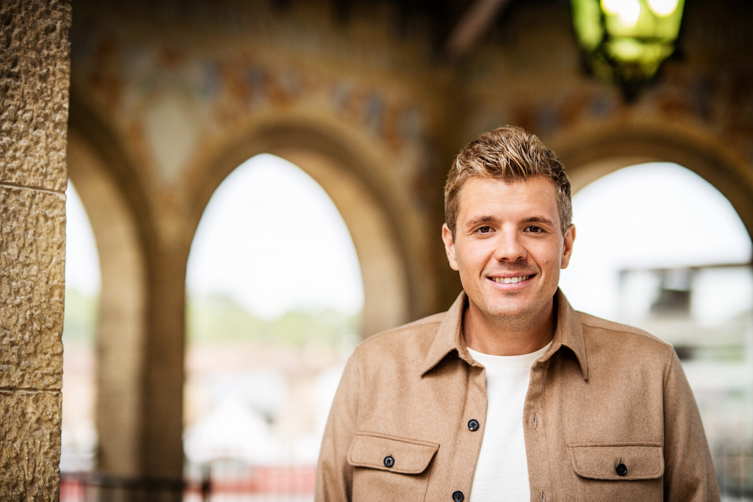 Jaap Reesema gewond geraakt op vakantie: "bel een ambulance ...